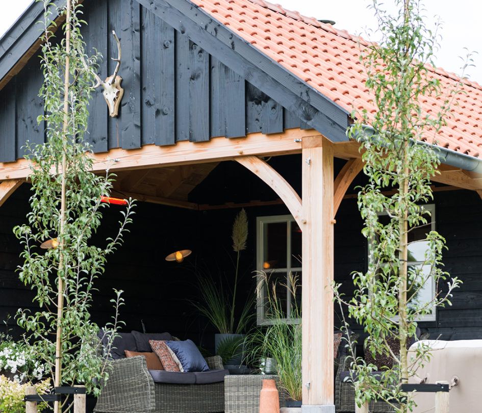 Holzscheune mit Terrassenüberdachung, Uddel | Bronkhorst Gartenhaus